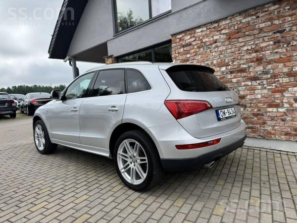Pelēks Audi Q5 2011 Talsi, ar dzinēja tilpumu 3.00 L un nobraukumu 195 tūkst. km par 11999 €, foto 8 vietnē AUTOMOTO.COM.LV