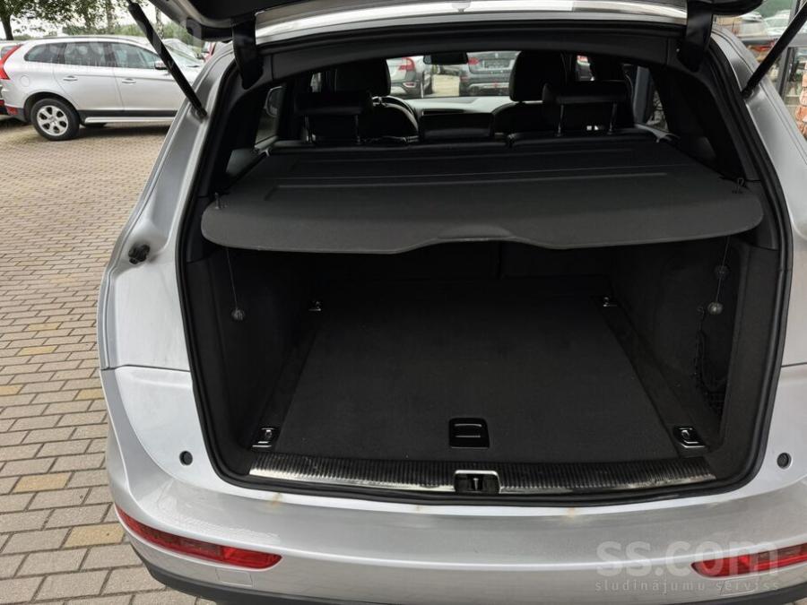 Grey Audi Q5 2011 in Talsi, with an engine capacity of 3.00 L and mileage of 195 thousand km for 11999 €, photo 14 on AUTOMOTO.COM.LV
