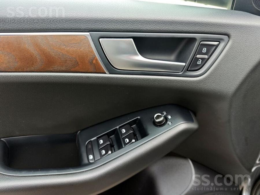 Pelēks Audi Q5 2011 Rīga, ar dzinēja tilpumu 2.00 L un nobraukumu 218 tūkst. km par 10900 €, foto 11 vietnē AUTOMOTO.COM.LV