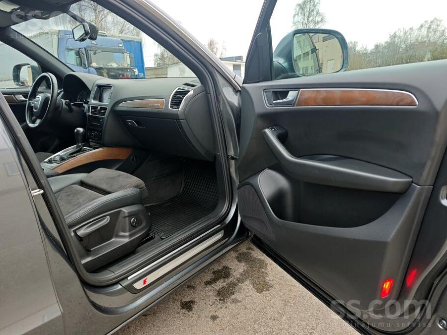 Pelēks Audi Q5 2011 Rīga, ar dzinēja tilpumu 2.00 L un nobraukumu 218 tūkst. km par 10900 €, foto 19 vietnē AUTOMOTO.COM.LV