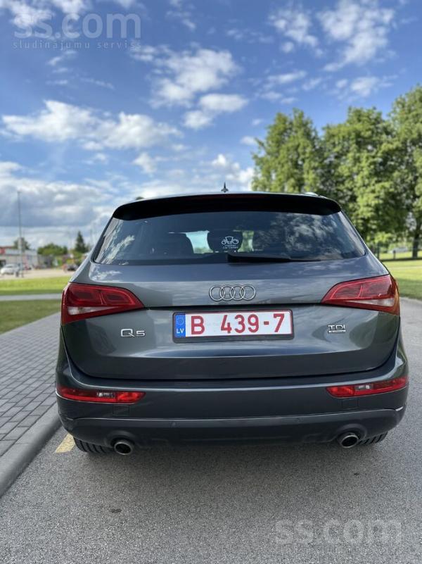 Pelēks Audi Q5 2011 Jēkabpils, ar dzinēja tilpumu 3.00 L un nobraukumu 178 tūkst. km par 12000 €, foto 4 vietnē AUTOMOTO.COM.LV