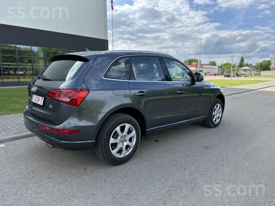 Pelēks Audi Q5 2011 Jēkabpils, ar dzinēja tilpumu 3.00 L un nobraukumu 178 tūkst. km par 12000 €, foto 6 vietnē AUTOMOTO.COM.LV