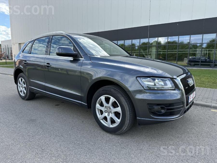Pelēks Audi Q5 2011 Jēkabpils, ar dzinēja tilpumu 3.00 L un nobraukumu 178 tūkst. km par 12000 €, foto 8 vietnē AUTOMOTO.COM.LV