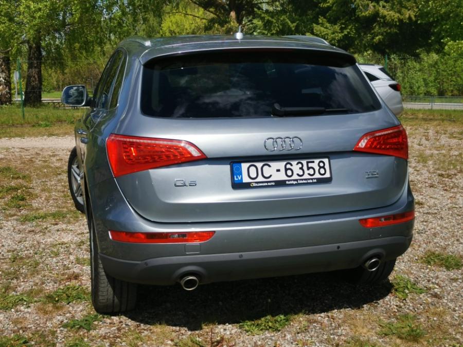 Pelēks Audi Q5 2011 Rīga, ar dzinēja tilpumu 3.00 L un nobraukumu 189 tūkst. km par 11400 €, foto 6 vietnē AUTOMOTO.COM.LV