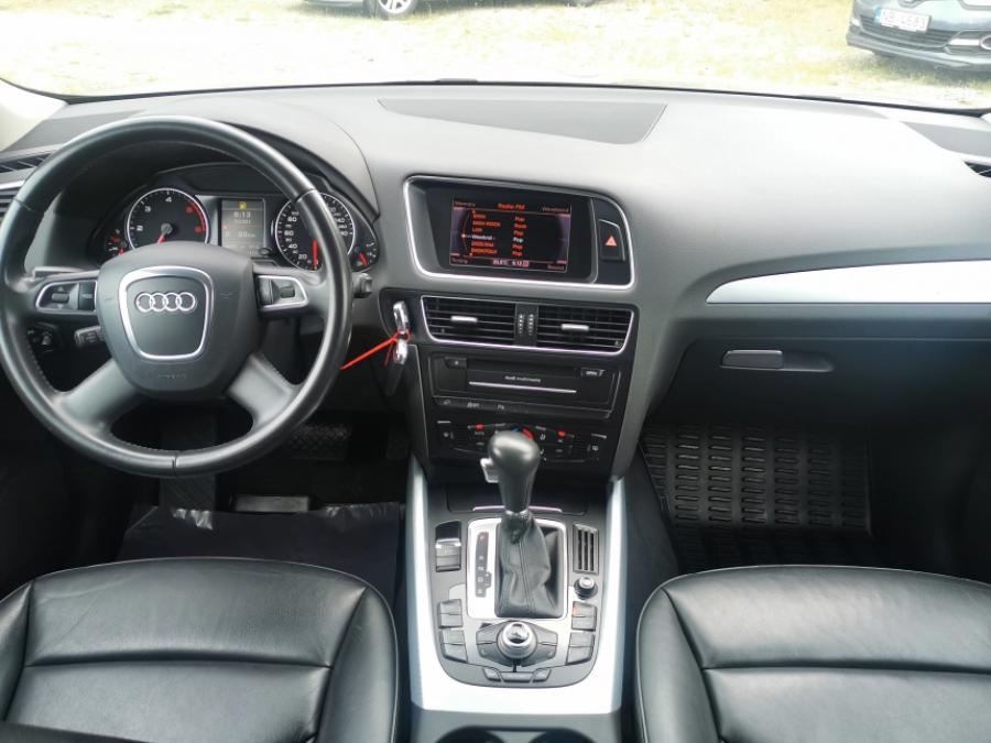 Pelēks Audi Q5 2011 Rīga, ar dzinēja tilpumu 3.00 L un nobraukumu 189 tūkst. km par 11400 €, foto 8 vietnē AUTOMOTO.COM.LV