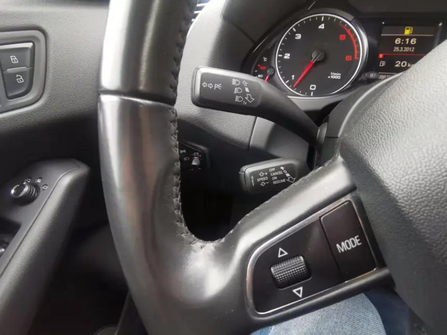 Grey Audi Q5 2011 in Kuldiga, with an engine capacity of 3.00 L and mileage of 189 thousand km for 11400 €, photo 14 on AUTOMOTO.COM.LV