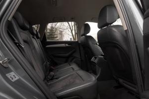 Grey Audi Q5 2011 in Jelgava, with an engine capacity of 2.00 L and mileage of 263 thousand km for 10900 €, photo 20 on AUTOMOTO.COM.LV