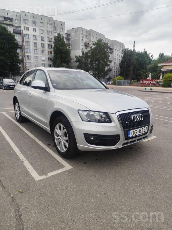 Pelēks Audi Q5 2011 Rīga, ar dzinēja tilpumu 2.00 L un nobraukumu 240 tūkst. km par 7000 €, foto 2 vietnē AUTOMOTO.COM.LV