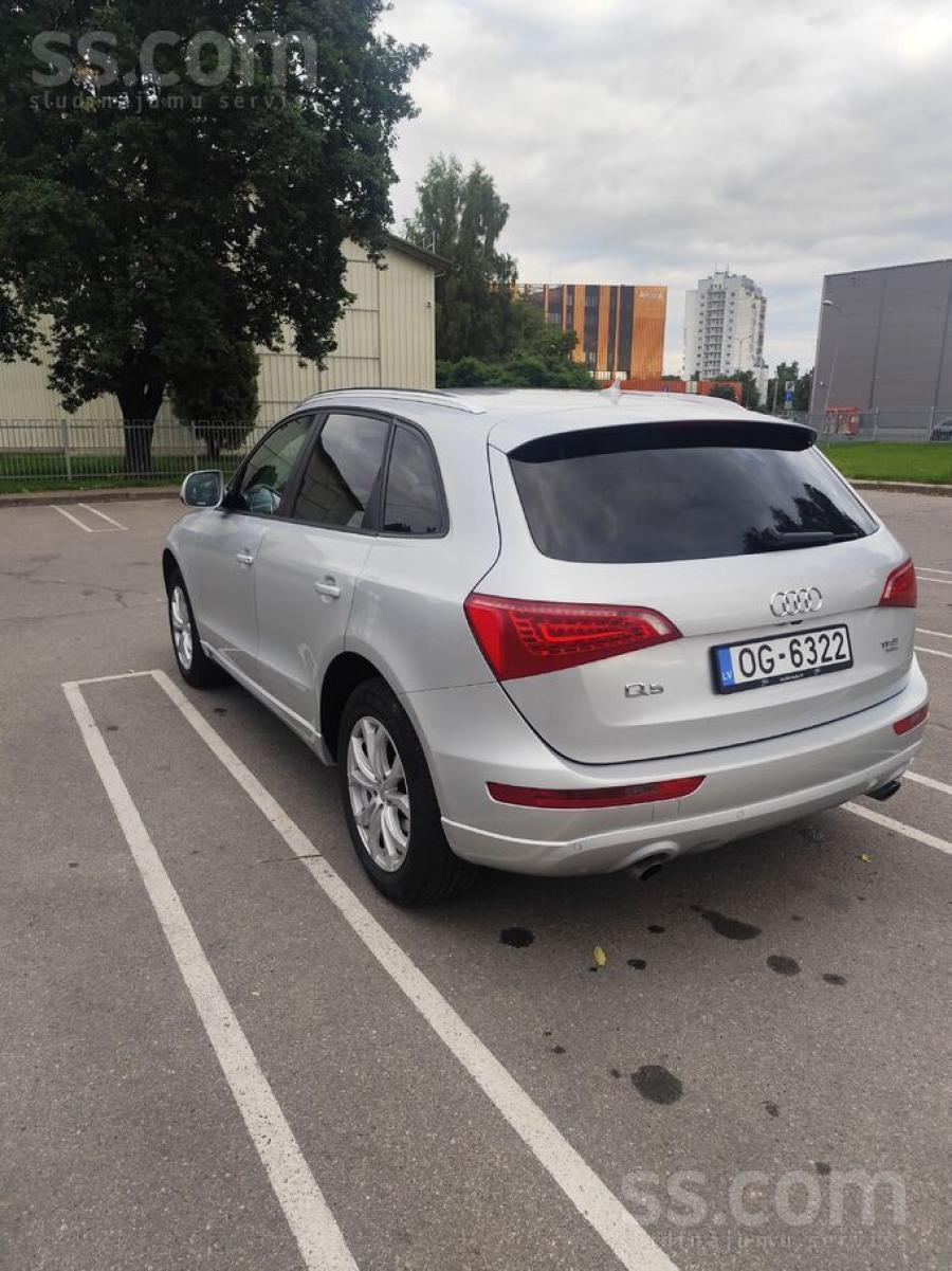 Grey Audi Q5 2011 in Riga, with an engine capacity of 2.00 L and mileage of 240 thousand km for 7000 €, photo 7 on AUTOMOTO.COM.LV