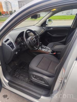 Grey Audi Q5 2011 in Riga, with an engine capacity of 2.00 L and mileage of 240 thousand km for 7000 €, photo 9 on AUTOMOTO.COM.LV