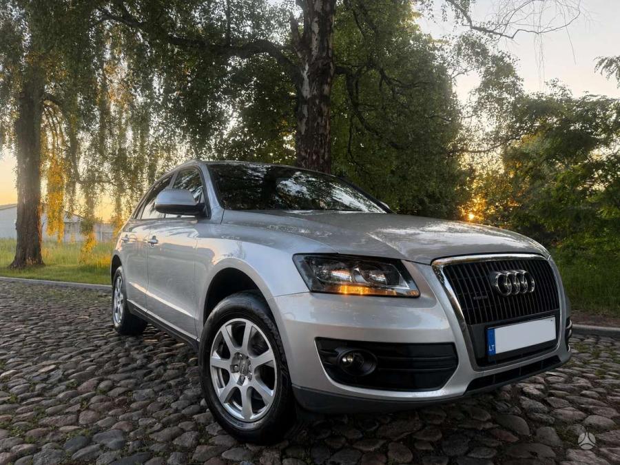 Pelēks Audi Q5 2011 Kauņa, ar dzinēja tilpumu 1.97 L un nobraukumu 337 tūkst. km par 8500 €, foto 4 vietnē AUTOMOTO.COM.LV