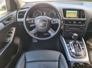 Grey Audi Q5 2011 in Taurage, with an engine capacity of 1.97 L and mileage of 265 thousand km for 7900 €, photo 13 on AUTOMOTO.COM.LV