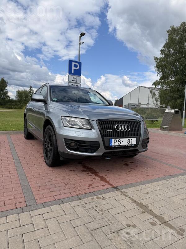 Pelēks Audi Q5 2011 Jelgava, ar dzinēja tilpumu 2.00 L un nobraukumu 300 tūkst. km par 11000 €, foto 2 vietnē AUTOMOTO.COM.LV