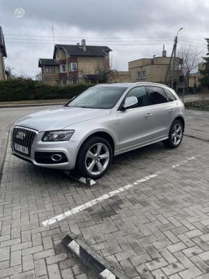 Pelēks Audi Q5 2011 Panevēža, ar dzinēja tilpumu 3.20 L un nobraukumu 267 tūkst. km par 5200 €, foto  vietnē AUTOMOTO.COM.LV