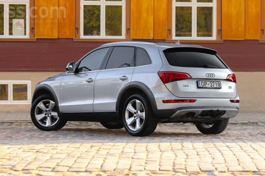 Pelēks Audi Q5 2011 Jelgava, ar dzinēja tilpumu 2.00 L un nobraukumu 265 tūkst. km par 8750 €, foto 5 vietnē AUTOMOTO.COM.LV