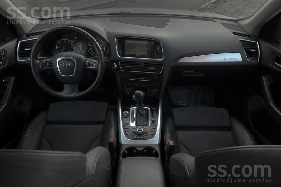 Pelēks Audi Q5 2011 Jelgava, ar dzinēja tilpumu 2.00 L un nobraukumu 265 tūkst. km par 8750 €, foto 10 vietnē AUTOMOTO.COM.LV