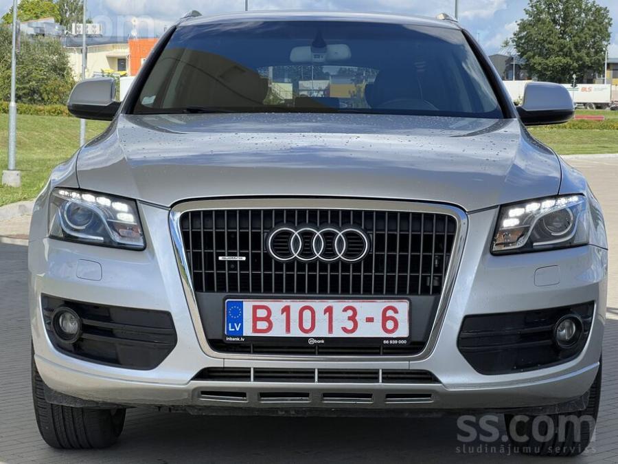 Grey Audi Q5 2011 in Rezekne, with an engine capacity of 2.00 L and mileage of 267 thousand km for 10200 €, photo 1 on AUTOMOTO.COM.LV
