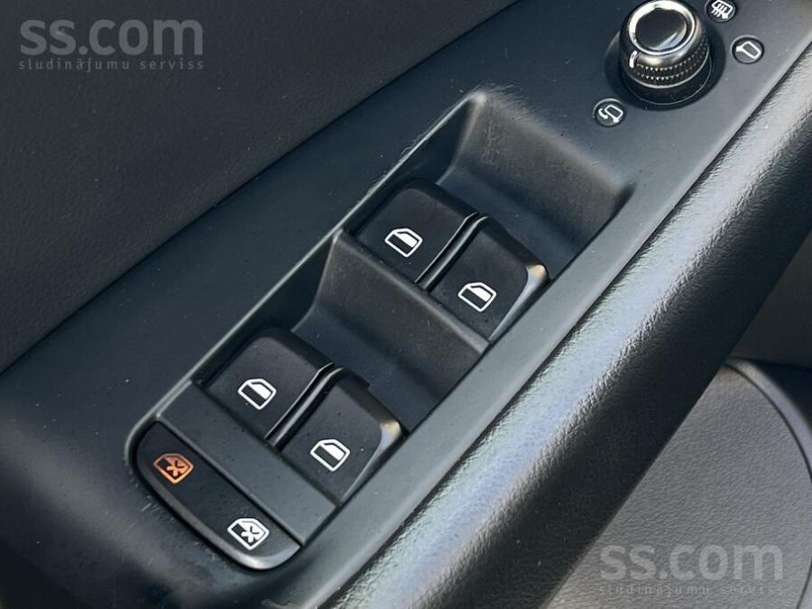 Grey Audi Q5 2011 in Rezekne, with an engine capacity of 2.00 L and mileage of 267 thousand km for 10200 €, photo 16 on AUTOMOTO.COM.LV