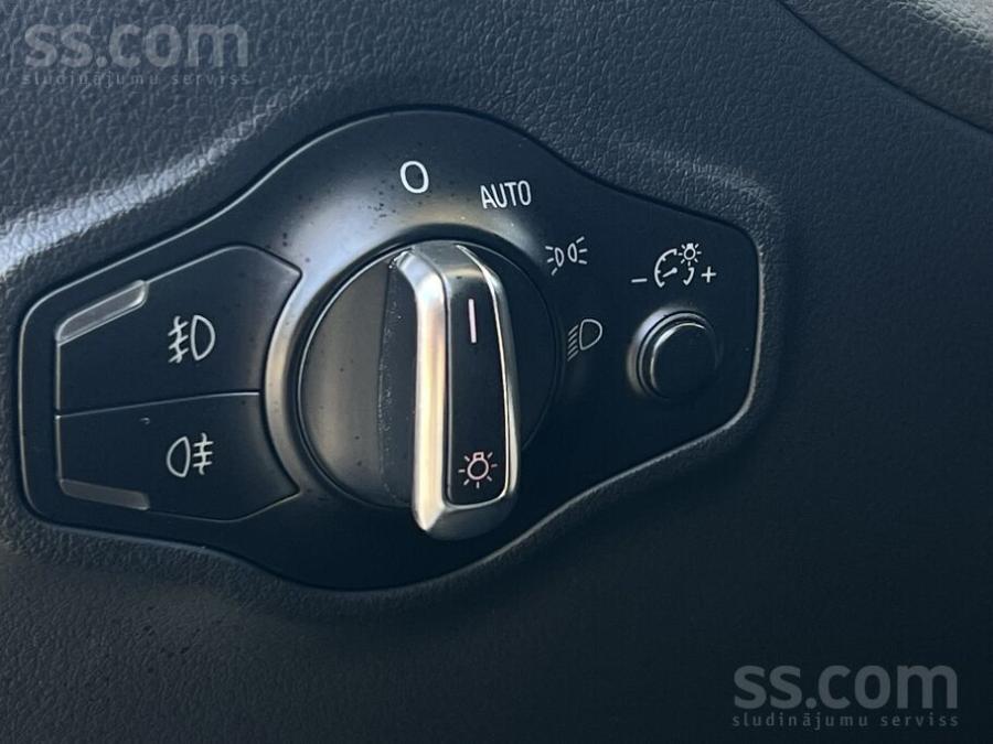 Grey Audi Q5 2011 in Rezekne, with an engine capacity of 2.00 L and mileage of 267 thousand km for 10200 €, photo 17 on AUTOMOTO.COM.LV