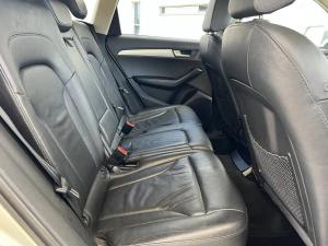 Pelēks Audi Q5 2011 Rēzekne, ar dzinēja tilpumu 2.00 L un nobraukumu 267 tūkst. km par 10200 €, foto 14 vietnē AUTOMOTO.COM.LV