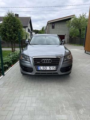 Grey Audi Q5 2011 in Vilnius, with an engine capacity of 1.98 L and mileage of 313 thousand km for 7100 €, photo  on AUTOMOTO.COM.LV