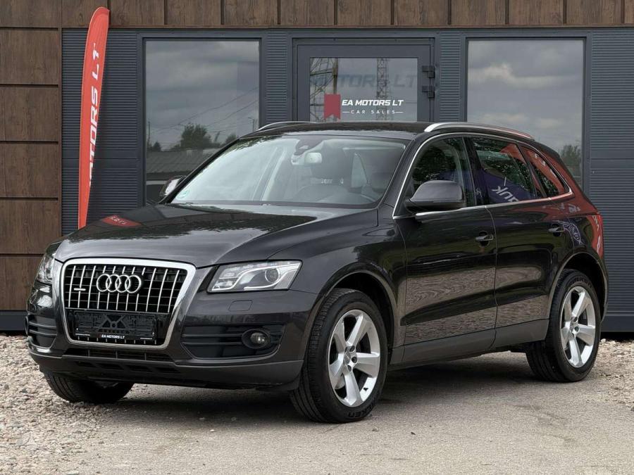 Grey Audi Q5 2011 in Vilnius, with an engine capacity of 2.97 L and mileage of 324 thousand km for 9400 €, photo 1 on AUTOMOTO.COM.LV