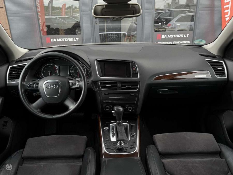 Grey Audi Q5 2011 in Vilnius, with an engine capacity of 2.97 L and mileage of 324 thousand km for 9400 €, photo 10 on AUTOMOTO.COM.LV