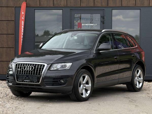 Grey Audi Q5 2011 in Vilnius, with an engine capacity of 2.97 L and mileage of 324 thousand km for 9400 €, photo 1 on AUTOMOTO.COM.LV