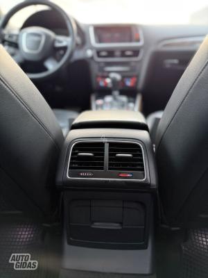 Pelēks Audi Q5 2011 Šauļi, ar dzinēja tilpumu 3.20 L un nobraukumu 269 tūkst. km par 6500 €, foto 13 vietnē AUTOMOTO.COM.LV