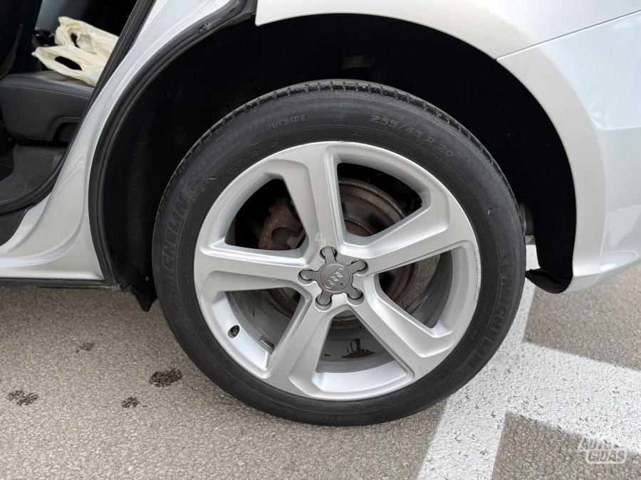 Pelēks Audi Q5 2011 Šauļi, ar dzinēja tilpumu 3.20 L un nobraukumu 269 tūkst. km par 6500 €, foto 22 vietnē AUTOMOTO.COM.LV
