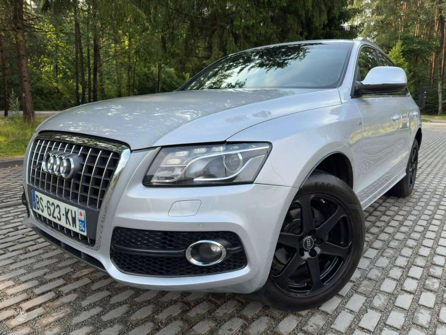 Grey Audi Q5 2011 in Vilnius, with an engine capacity of 1.97 L and mileage of 193 thousand km for 8300 €, photo 1 on AUTOMOTO.COM.LV