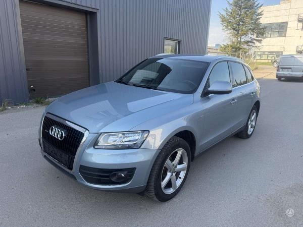 Grey Audi Q5 2011 in Panevezys, with an engine capacity of 2.97 L and mileage of 265 thousand km for 6555 €, photo 3 on AUTOMOTO.COM.LV
