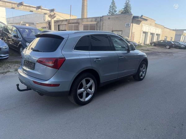 Grey Audi Q5 2011 in Panevezys, with an engine capacity of 2.97 L and mileage of 265 thousand km for 6555 €, photo 9 on AUTOMOTO.COM.LV