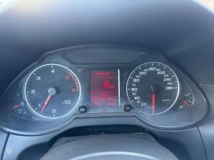 Pelēks Audi Q5 2011 Panevēža, ar dzinēja tilpumu 2.97 L un nobraukumu 265 tūkst. km par 6555 €, foto 16 vietnē AUTOMOTO.COM.LV