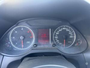 Pelēks Audi Q5 2011 Panevēža, ar dzinēja tilpumu 2.97 L un nobraukumu 265 tūkst. km par 6555 €, foto 17 vietnē AUTOMOTO.COM.LV