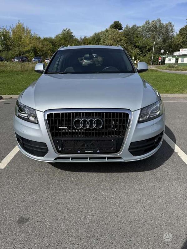 Pelēks Audi Q5 2011 Klaipėda, ar dzinēja tilpumu 1.98 L un nobraukumu 293 tūkst. km par 6900 €, foto 3 vietnē AUTOMOTO.COM.LV
