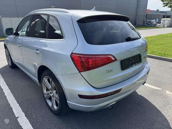 Pelēks Audi Q5 2011 Klaipėda, ar dzinēja tilpumu 1.98 L un nobraukumu 293 tūkst. km par 6900 €, foto 7 vietnē AUTOMOTO.COM.LV