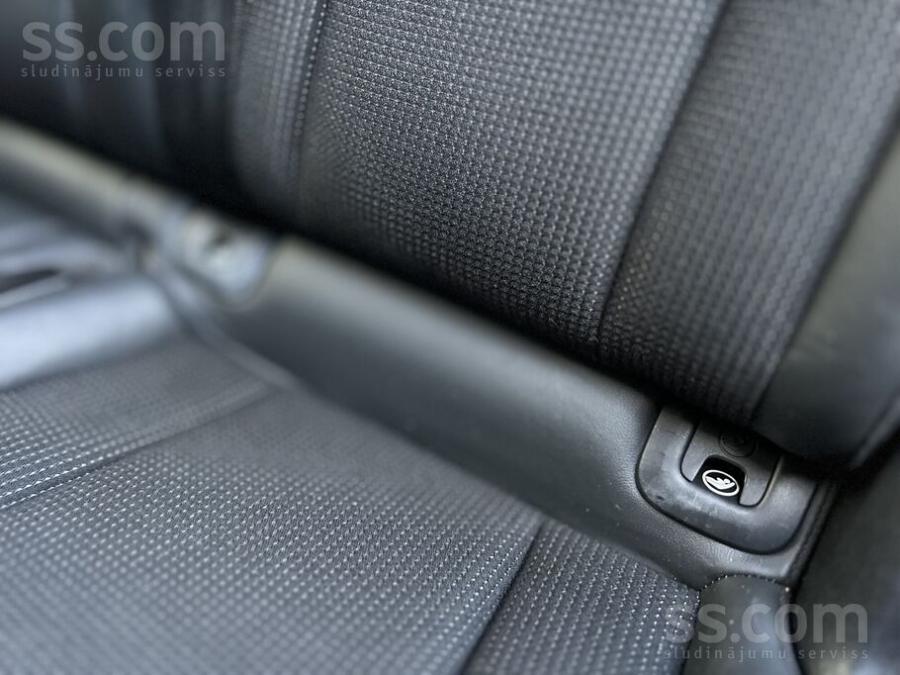 Grey Audi Q5 2011 in Riga, with an engine capacity of 3.00 L and mileage of 210 thousand km for 10990 €, photo 29 on AUTOMOTO.COM.LV