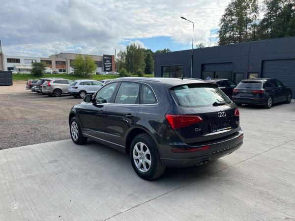 Grey Audi Q5 2011 in Utena, with an engine capacity of 1.97 L and mileage of 247 thousand km for 9350 €, photo 6 on AUTOMOTO.COM.LV