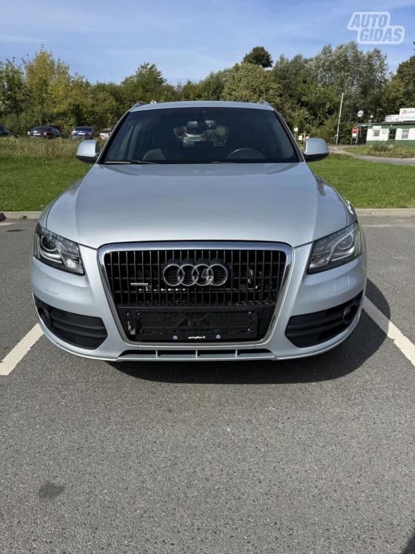 Grey Audi Q5 2011 in Klaipeda, with an engine capacity of 2.00 L and mileage of 293 thousand km for 6500 €, photo 3 on AUTOMOTO.COM.LV