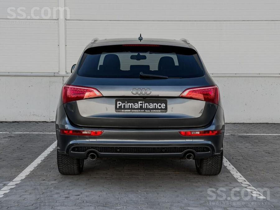 Grey Audi Q5 2011 in Riga, with an engine capacity of 3.00 L and mileage of 0 thousand km for 11490 €, photo 7 on AUTOMOTO.COM.LV