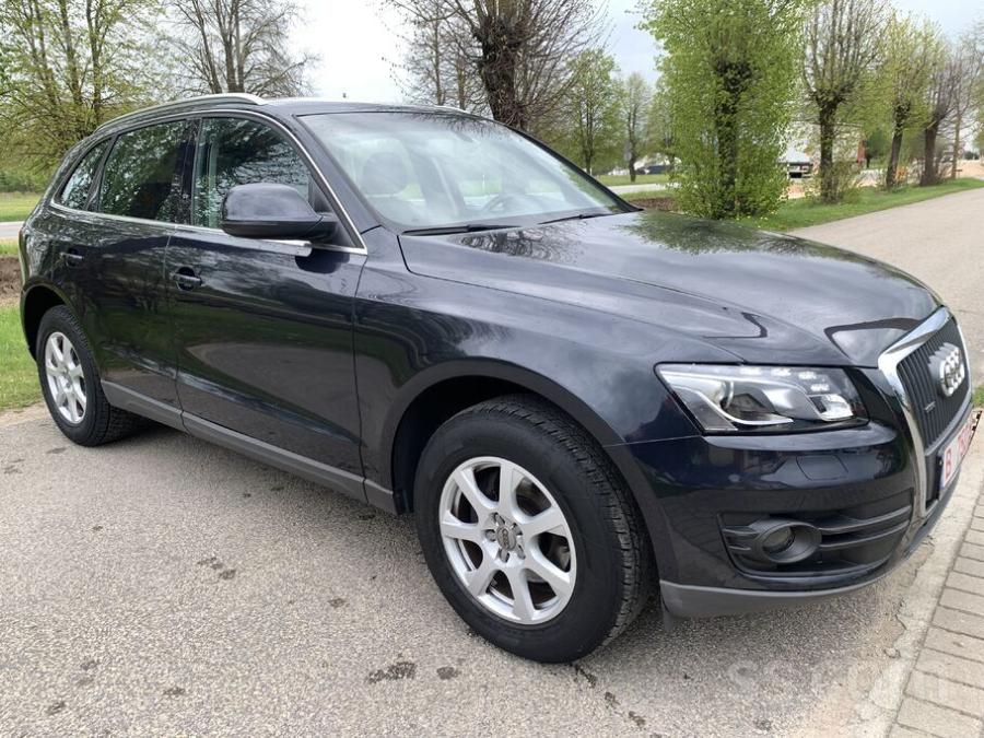 Grey Audi Q5 2012 in Ogre, with an engine capacity of 2.00 L and mileage of 154 thousand km for 12377 €, photo 1 on AUTOMOTO.COM.LV