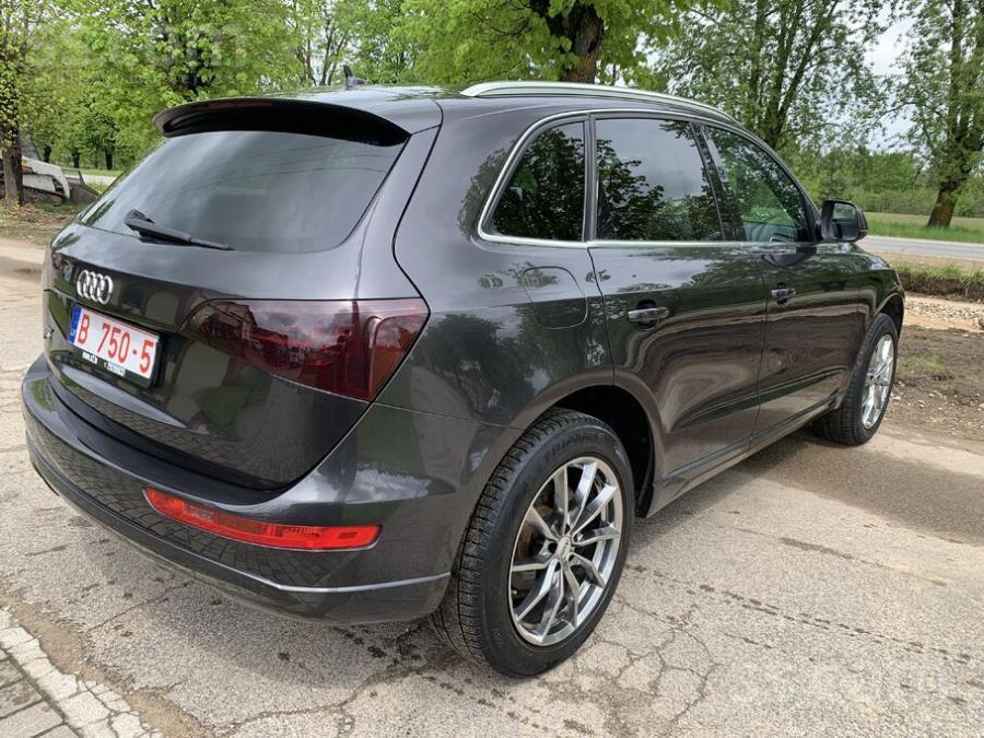 Grey Audi Q5 2012 in Ogre, with an engine capacity of 2.00 L and mileage of 250 thousand km for 8390 €, photo 7 on AUTOMOTO.COM.LV