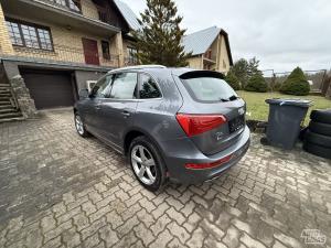Grey Audi Q5 2012 in Utena, with an engine capacity of 2.00 L and mileage of 270 thousand km for 10900 €, photo 6 on AUTOMOTO.COM.LV