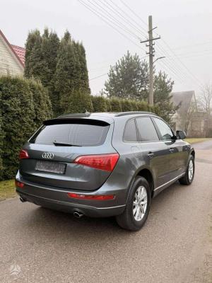 Grey Audi Q5 2012 in Utena, with an engine capacity of 2.00 L and mileage of 128 thousand km for 10900 €, photo 12 on AUTOMOTO.COM.LV
