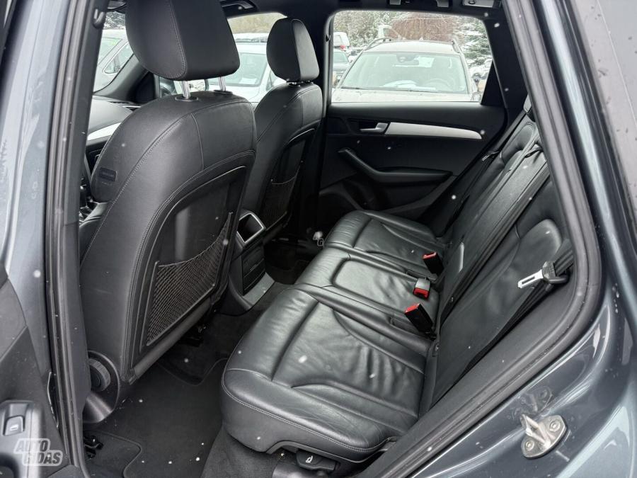 Pelēks Audi Q5 2012 Utena, ar dzinēja tilpumu 2.00 L un nobraukumu 270 tūkst. km par 10900 €, foto 8 vietnē AUTOMOTO.COM.LV