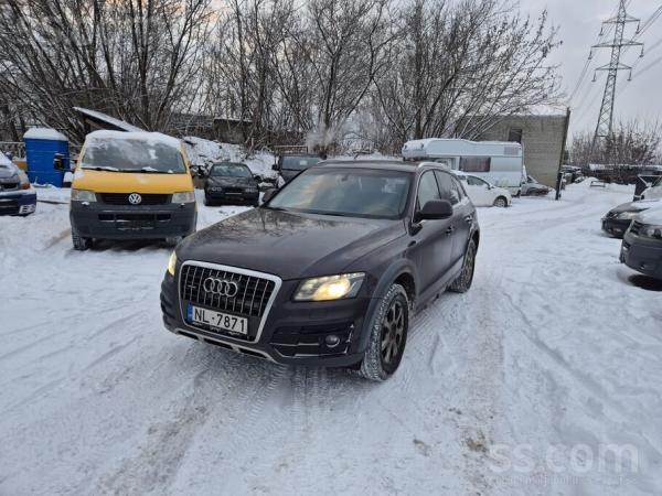 Pelēks Audi Q5 2012 Rīga, ar dzinēja tilpumu 2.00 L un nobraukumu 249 tūkst. km par 12590 €, foto 1 vietnē AUTOMOTO.COM.LV
