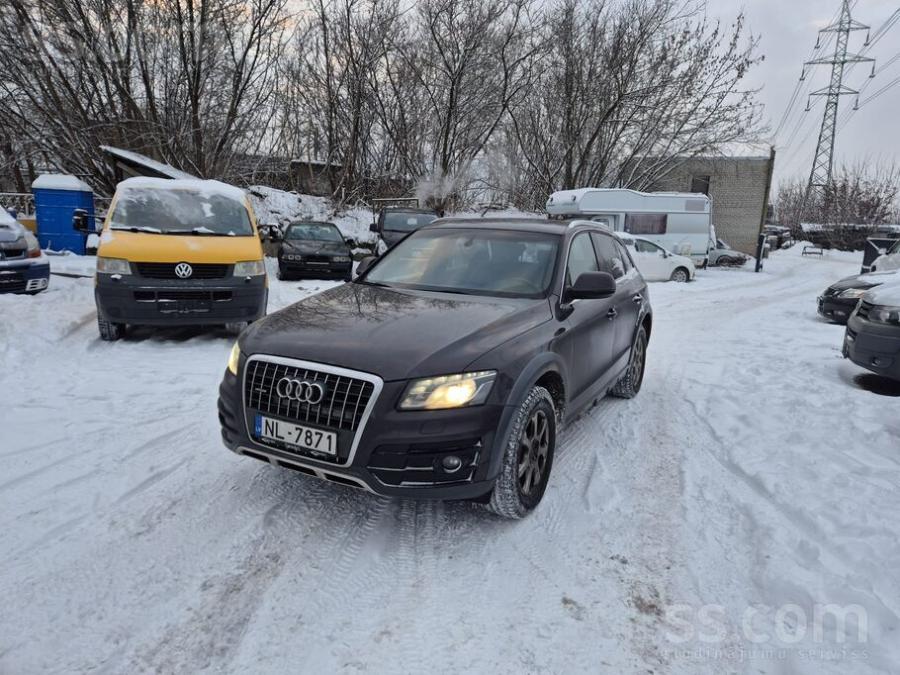 Pelēks Audi Q5 2012 Rīga, ar dzinēja tilpumu 2.00 L un nobraukumu 249 tūkst. km par 12590 €, foto 1 vietnē AUTOMOTO.COM.LV