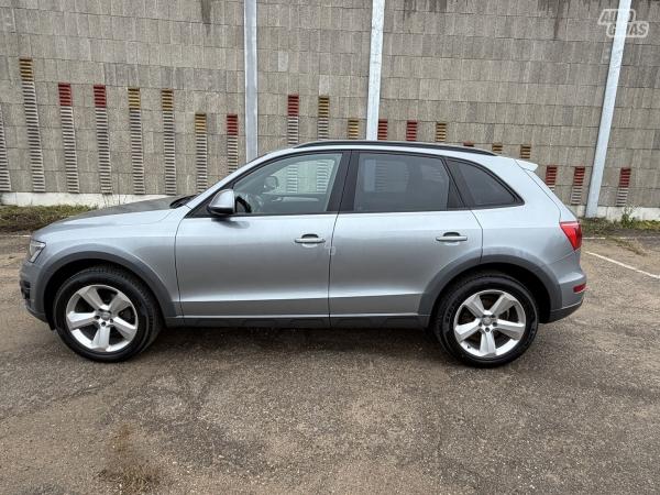 Pelēks Audi Q5 2012 Radviliškis, ar dzinēja tilpumu 2.00 L un nobraukumu 290 tūkst. km par 8999 €, foto 4 vietnē AUTOMOTO.COM.LV