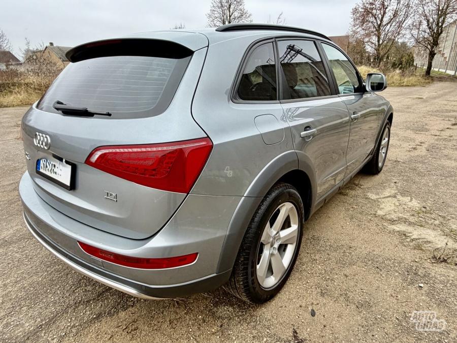 Pelēks Audi Q5 2012 Radviliškis, ar dzinēja tilpumu 2.00 L un nobraukumu 290 tūkst. km par 8999 €, foto 12 vietnē AUTOMOTO.COM.LV